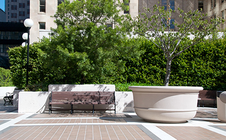 2-rooftop-courtyard-planter - TerraCast Products