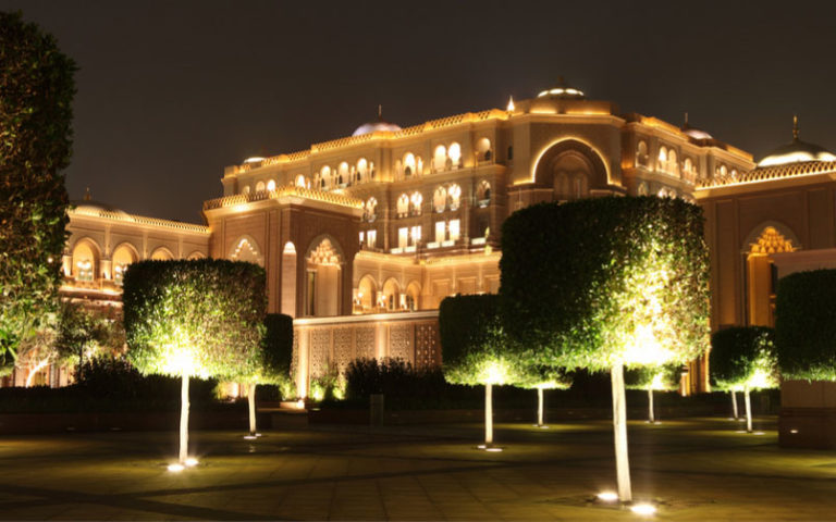 The Coolest Way to Incorporate Tree Lights into Your Landscape Design ...